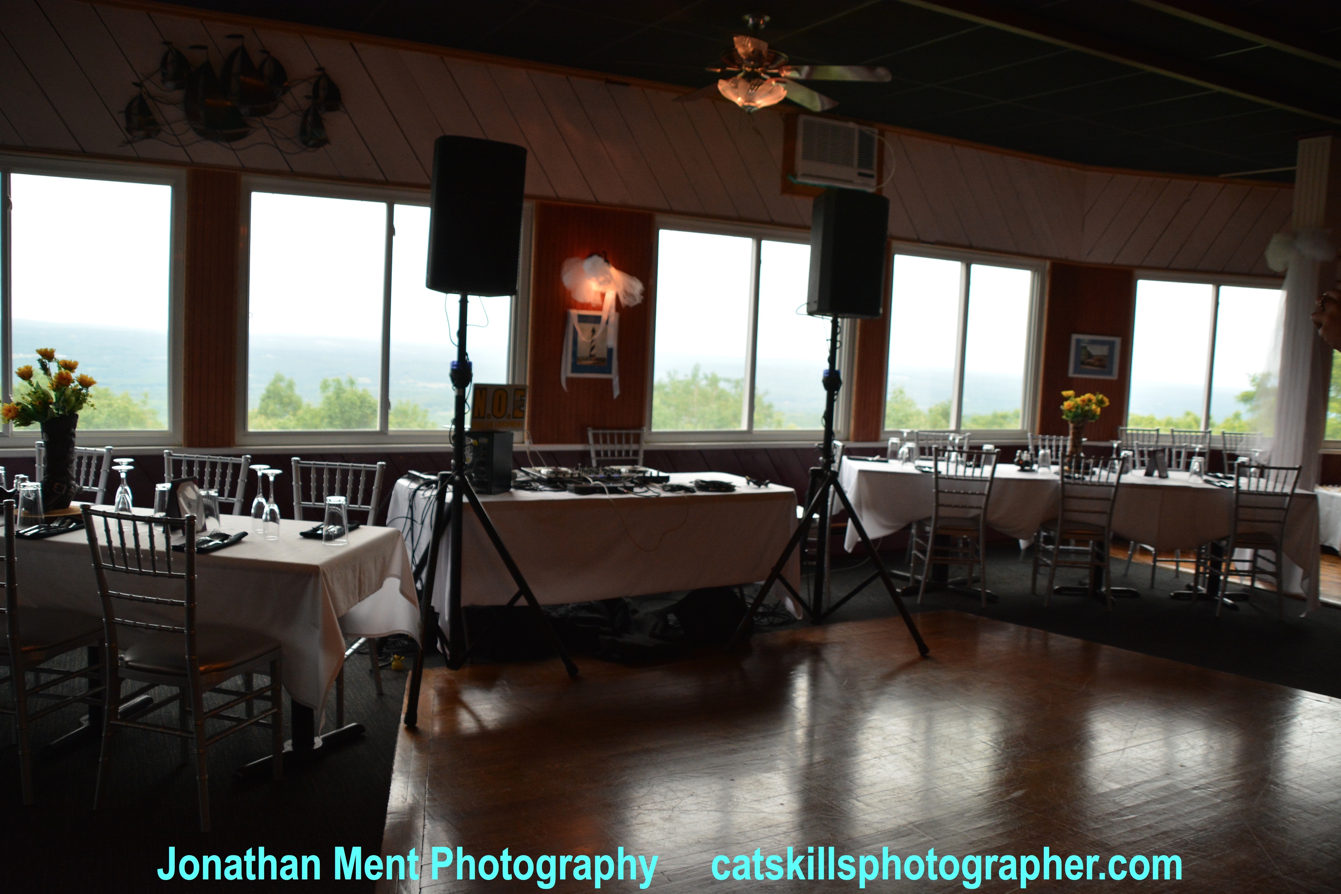 Photographing a Windham Wedding with the View from Point Lookout ...
